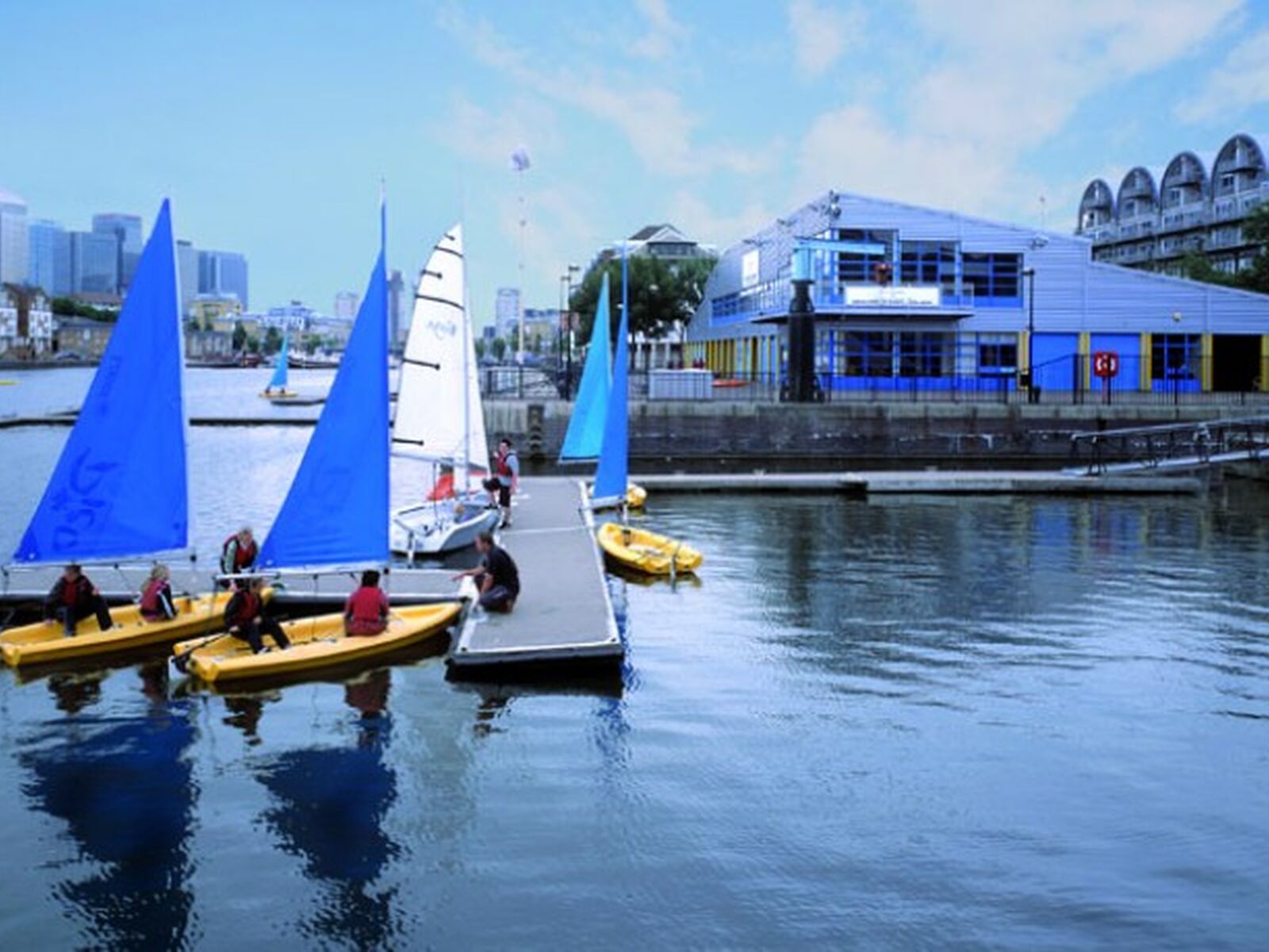 Surrey Docks Watersports Taster Sessions – Totally Thames | Thames ...